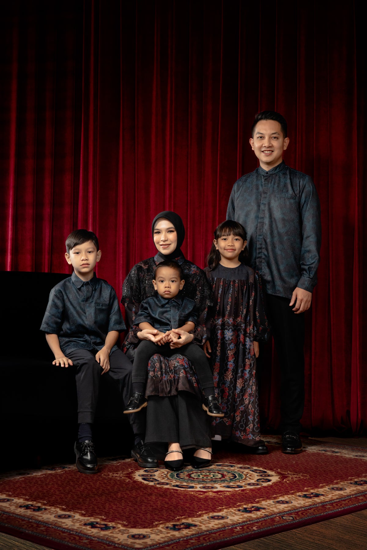 Family Set - Raya Collection - Noir Floral Edition – BIAbyZaskiaMecca